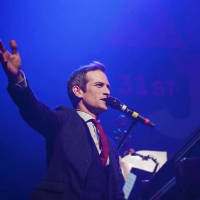 Biografia de Anthony Strong