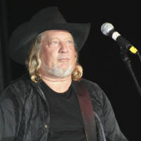 Biografia de John Anderson