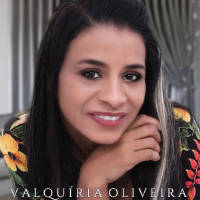 Biografia de Valquíria Oliveira